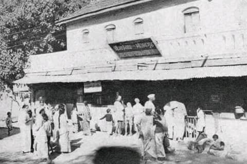 Dixit Wada Museum Shirdi (Timings, History, Entry Fee, Images ...